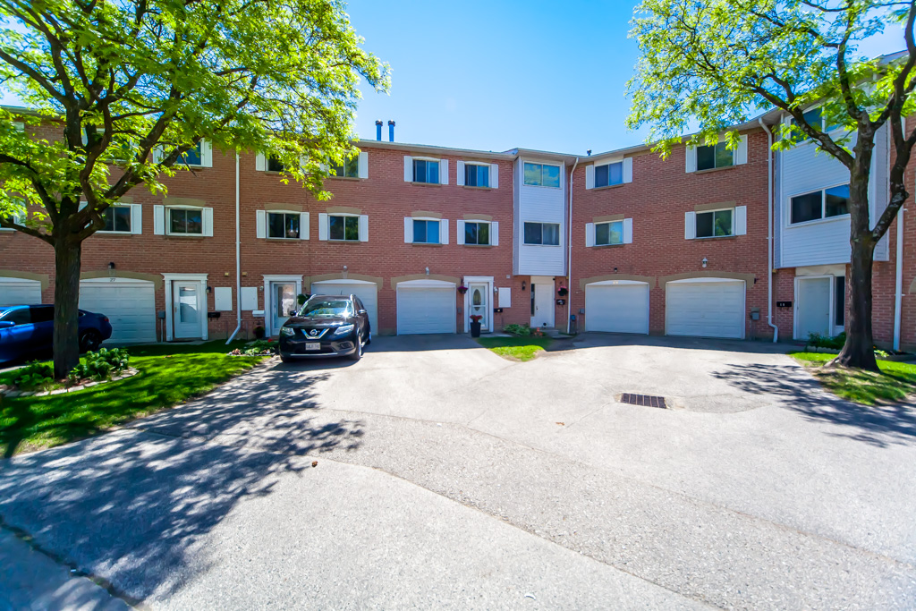 23 - 200 Murison Blvd, Scarborough | GTA Virtual Tours