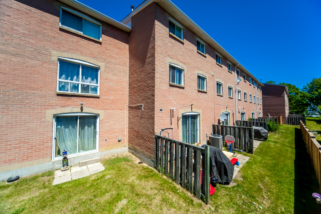 23 - 200 Murison Blvd, Scarborough | GTA Virtual Tours