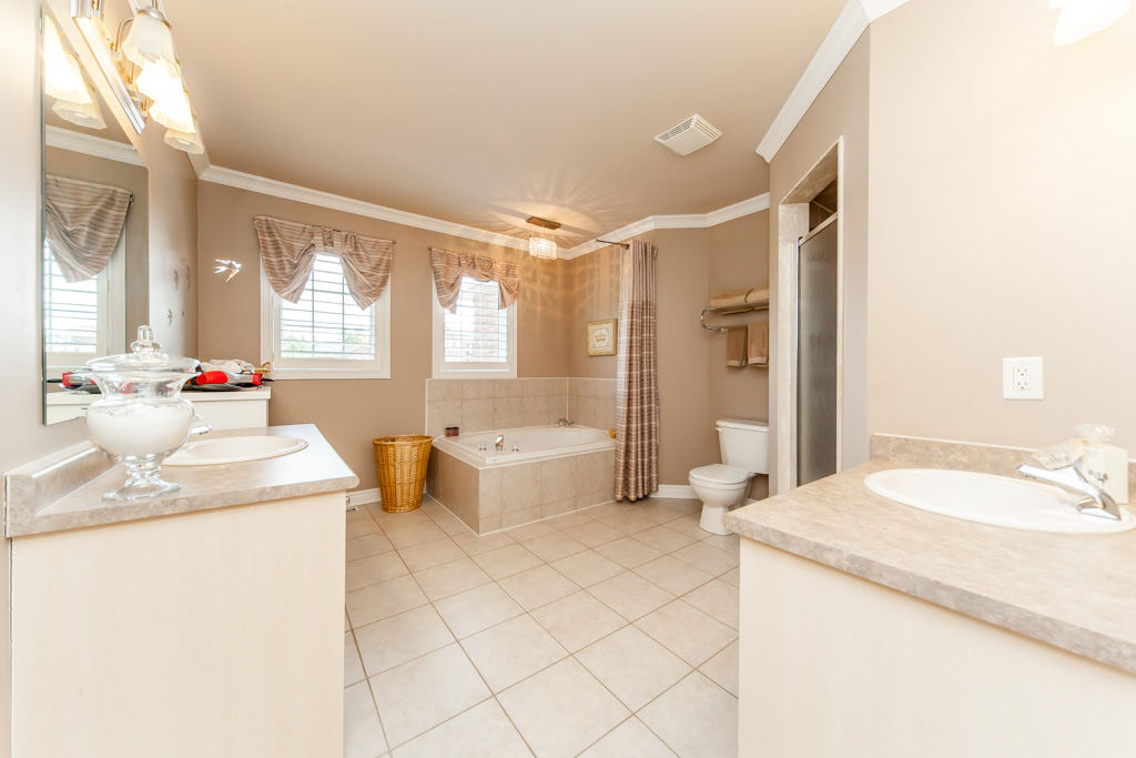 52 English Rose Ln, Bolton | GTA Virtual Tours